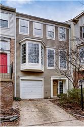 47589 Sandbank Sq., Sterling, VA By Gina M. Tufano (Listed by Ask Gina ...